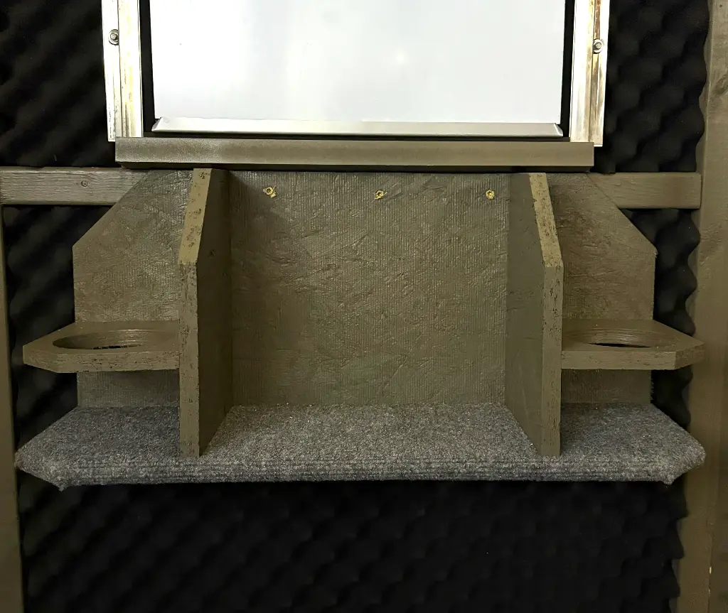 Console Shelf | Trophy Hunting Blinds